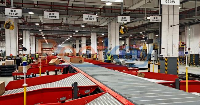 High Capacity Narrow Belt Sorter Machine in operation
