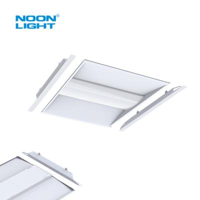 Cina Modifica regolabile 2x2 2x4 di wattaggio e di temperatura del colore LED Troffer in vendita
