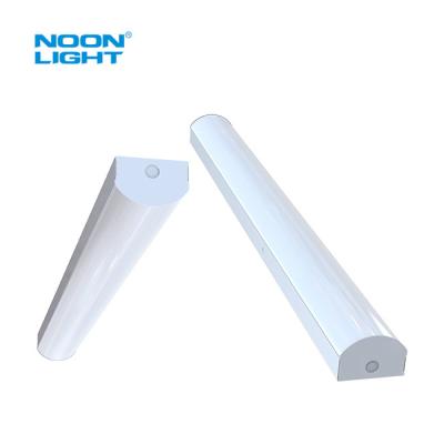 Cina Lampade a LED a basso consumo energetico - Acciaio verniciato in polvere bianca in vendita