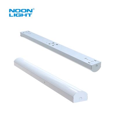 Cina 5000K 40W CRI LED Stairwell Pendant Mounting Light con 50 000 ore di durata in vendita