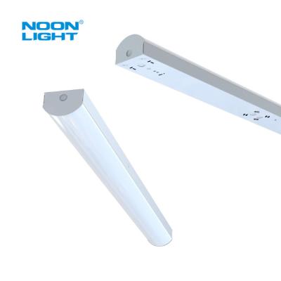 Cina 2450 lumens LED Stairwell Light White Powder Painted Steel 120° angolo di fascio in vendita