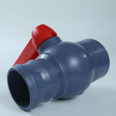 Cina Valvola a sfera in PVC a monofilamento da 1 a 4 pollici ODM Valvola a sfera per tubi d'acqua in PVC in vendita