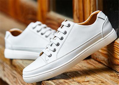 China Customized Leisure Comfortable Trendy Shoes Popular White Leather School Shoes for sale