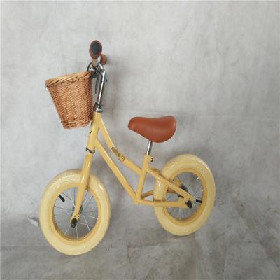 Cina Materiale forchetta di acciaio Banwood Retro Kids Balance Bike 12 Personalizzare e con 12 pollici in vendita