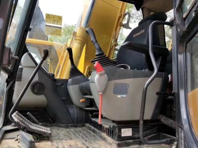 Cina Buone condizioni Escavatore Komatsu usato 0,5m3 Capacità del secchio 70% Capacità di arrampicata in vendita