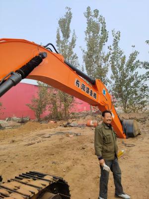 Cina Potenza tradizionale efficiente utilizzata Hitachi escavatore bastone forza di scavo 125kN in vendita