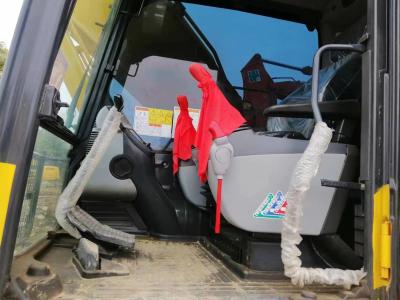 China Veelzijdige gebruikte Komatsu graafmachine met een emmercapaciteit van 0,8 m3 Maximale graafdiepte 6620 mm Te koop