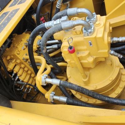 Cina Escavatore Komatsu low hour usato con retroescavatori a secchio e motore Komatsu SAA6D125E-5 in vendita