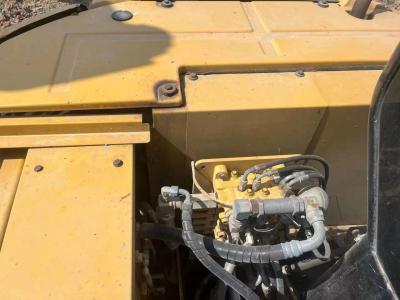中国 4070mm 最大掘削深さ 6800KG の作業重量を持つ二手 CAT 307E 掘削機 販売のため