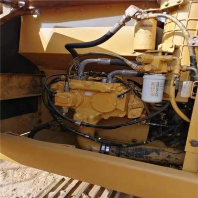 China Excavadoras CAT usadas com capacidade de tanque hidráulico de 120 L e modelo de motor CAT 3066 ATAAC à venda