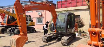 Cina 7000KG Potenza tradizionale Hitachi Escavatore 0.3M3 Capacità del secchio Motore ISUZU CC-4JG1 in vendita