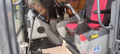 Cina 7 tonnellate, 4,5 km/h, Komatsu 70-8 Escavatore con 0,32 m3 di capacità di secchio e 30,2 Kpa di tensione specifica di terra in vendita