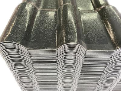 Cina Larghezza delle mattonelle di tetto della resina sintetica del PVC della prova di fuoco 1050mm per il balcone della fabbrica in vendita