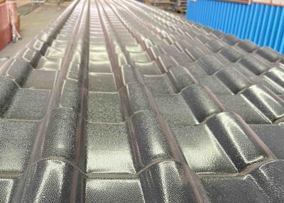 Cina mattonelle di ASA Embossed Synthetic Resin Roof di spessore di 2.5mm per costruzione in vendita