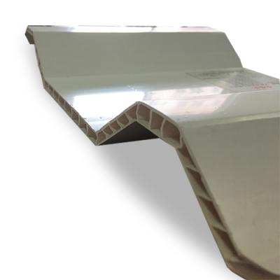 中国 930mm × 10mm 産業用ビル用のPVC双壁屋根シート 販売のため