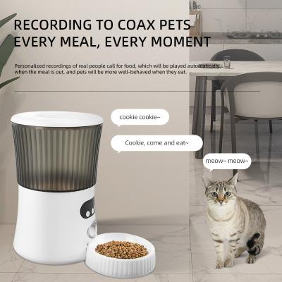 China Glomarket Smart Tuya Pet Automatic Feeder Wifi 6L Dog Cat Food App Remote Control with Camera Pet Automatic Feeder for sale