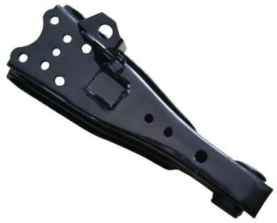 China Wheel Suspension Control Arm 48068-26070 Right Lower Control Arm For Toyota Hiace 2004 for sale