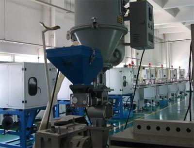 中国 注入機械のための自動プラスチックねじ容積測定の投薬機械 販売のため