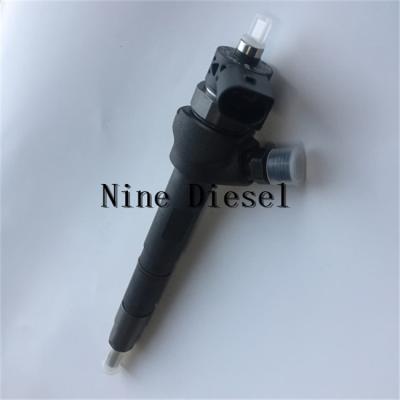 Cina Un iniettore diesel 0445110537 di nove marche con l'ugello DLLA143P2356, valvola F00VC01359 in vendita