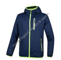 China OEM Windproof Lightweight Jackets Packable Classic Windbreaker Jacket for sale
