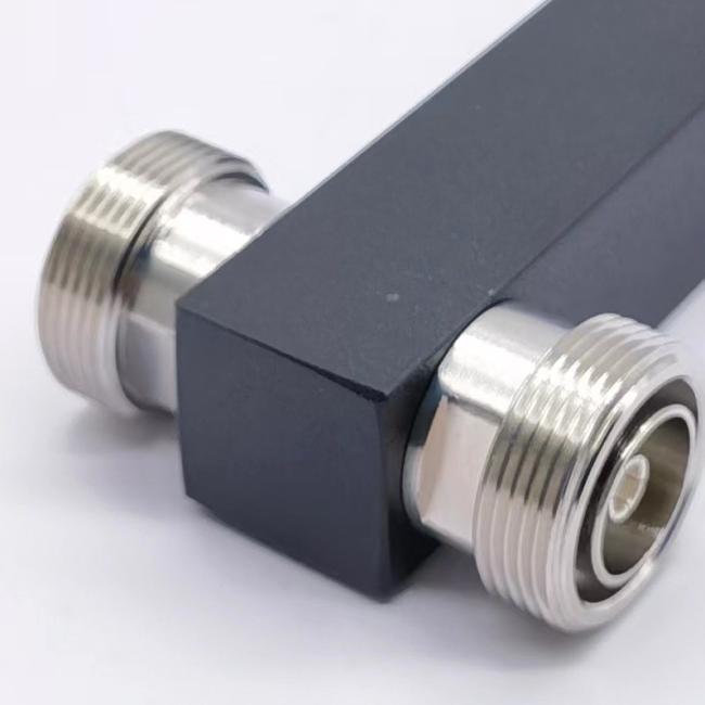 Ultra Wideband 2/3/4 Way Low Pim Reactive High Power Splitter 350-3800MHz DIN F