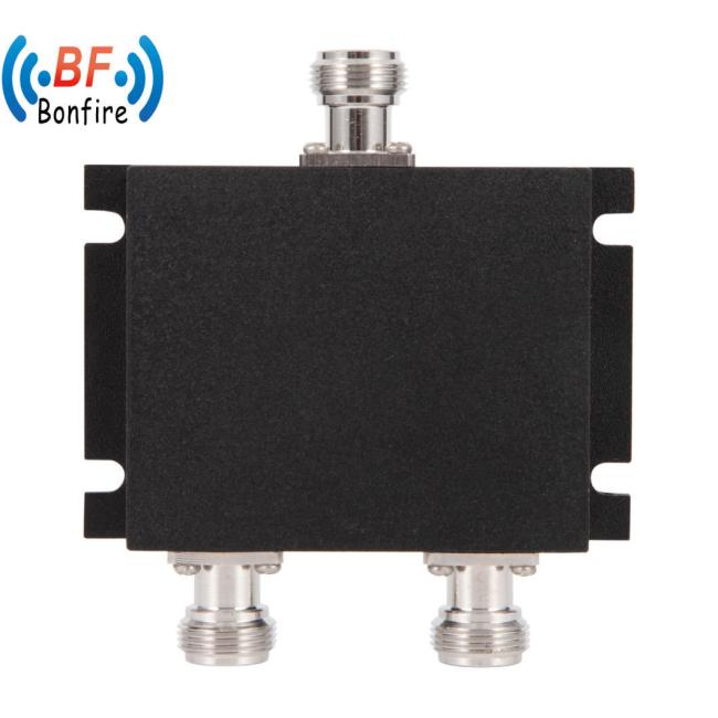 698-2700MHz 3 Way RF Wideband Micro Strip Splitter for Indoor Communication NF