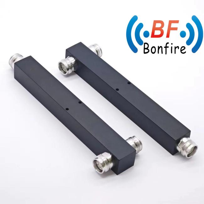 Das Ibs Bts Using Power Divider 5000-6000MHz N-F IP67 RF Wideband 2 Way Power Splitter