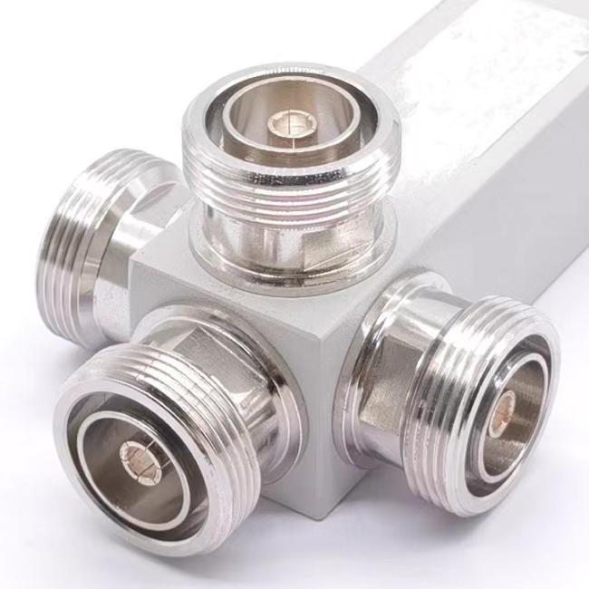 High Performance Topwave RF 2 Way Power Splitter350-3800MHz Power Combiner/ Power Divider Resistance Resistive with SMA-Female Connector Used for Base Station