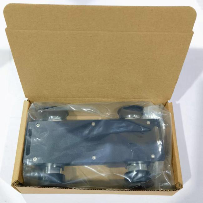 RF Cross Band Coupler 4X4 Hybrid Coupler Combiner with 617-3800MHz -155dbc Dinf