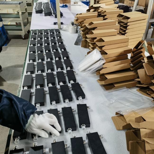 Manufacturer Selling 10dB Directional Coupler Communication Coupling Assembly Cavity Coupler