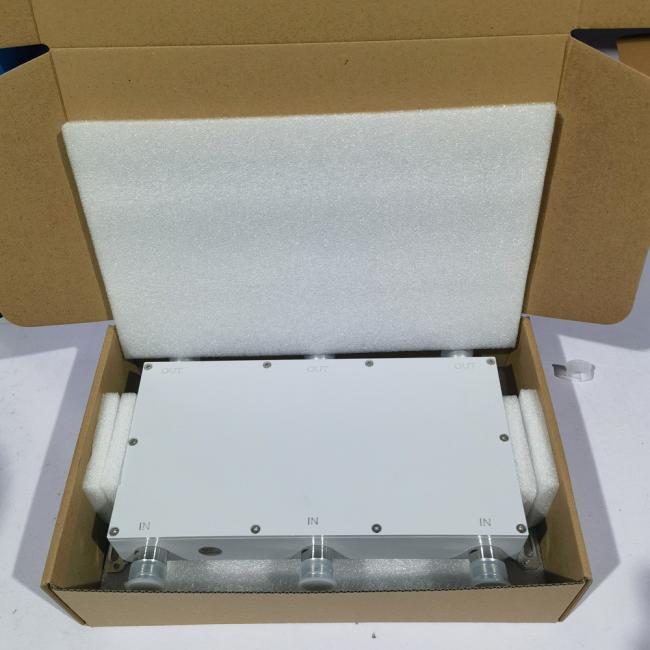 High Quality 617-3800MHz 4 in 4 out RF Hybrid Combiner Coupler with Low Pim -161dbc for 5g