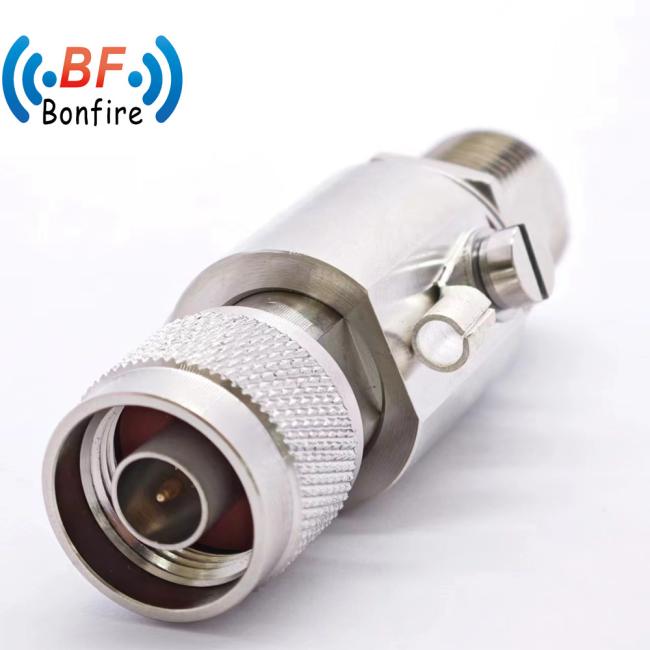 698-3800MHz F Type RF Lightning Arrester Double Dual Female Audio F Jack to F Jack Coaxial Cable Television Surge Protector RF Arrester