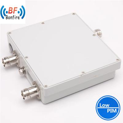 China RF 300W N-Female 900/1800MHz Diplexer Passive Combiner with 4.3-10 F/DIN-F Interface for sale