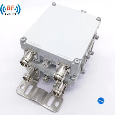 China Dual Combiner 698-960/1920-2170 MHz N-Female 4.3-10 Female Diplexer Combiner Red 2.610kg for sale