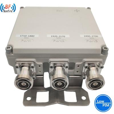 Cina 1920-2170/2490-2690/3500-3800MHz Triplexer Triple Band Combiner per una facile installazione in vendita