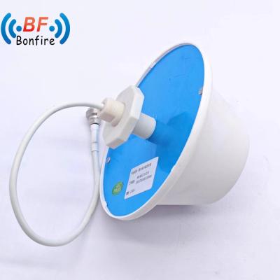 China 6/8dBi 698-806 806-960 1710-2700 3300-4000MHz Indoor Panel Antenne met N vrouwelijke connector Te koop