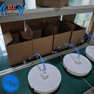 中国 室内 12dBi Gain N 女性コネクタ 3300-4000MHz 5g LTE 室外部門パネルアンテナ 販売のため