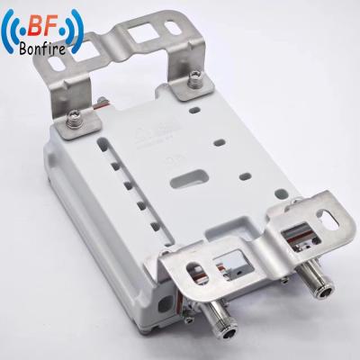 Cina 2300-2700MHz RF Diplexer 7/16DIN Combinatore RF a doppia banda femminile per interni/esterni IP65 in vendita