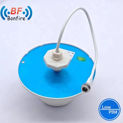 China 698-4000MHz 11dBi MIMO de montaje en pared Antena direccional de techo con diseño direccional en venta