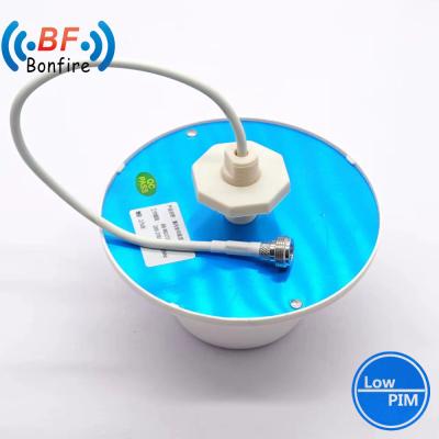 China Indoor 4G RF Antenna LTE Omni Siso Ceiling Dual Polarization Antenna for Mobile Signal Booster VSWR 1.5 for sale