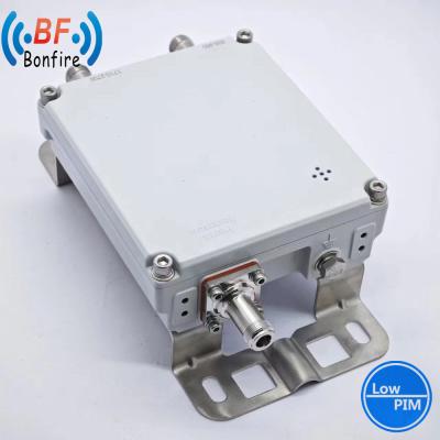 Cina 1710-2170MHz 2300-2690MHz Multiplexatore a 5 vie RF Quad-Band Combiner 4X1 Combiner ibrido in vendita