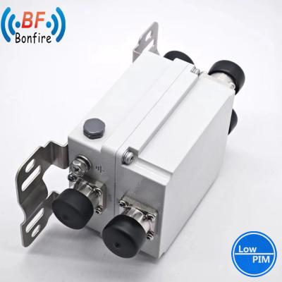 Cina 1710-2170MHz 2300-2690MHz VHF Cavity Duplexer Dual-Band Combiner per filtraggio del segnale in vendita