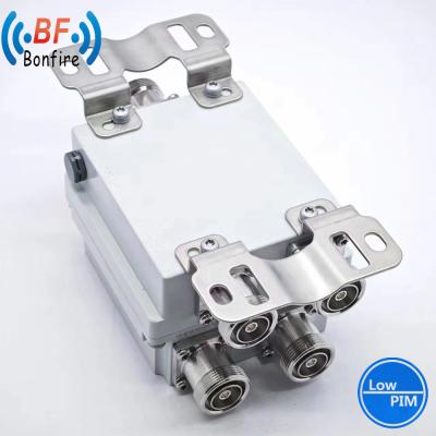 Cina 4.3-10 F / DIN-F Triple-Band Duplexer RF Combiner SMA Femminile 1710-2170MHz 2300-2690MHz in vendita