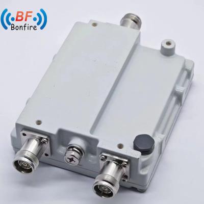 Cina 1710-1880 1920-2170 2300-2400 2500-2700MHz N-Female Quad-Band Combiner Diplexer per RF Indoor in vendita