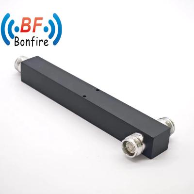 China Power Divider 5000-6000MHz N-F IP67 RF Wideband 2 Way Power Splitter for Das Ibs Bts for sale