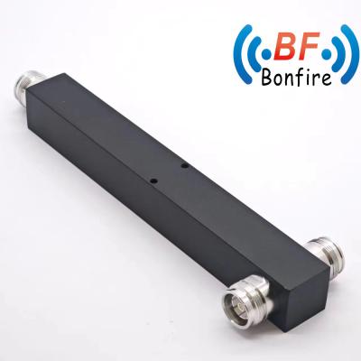 China Power Divider 5000-6000MHz N-F IP67 RF Wideband 2 Way Power Splitter for Das Ibs Bts for sale