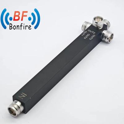 China Multi-Band Support 698-4200MHz 4 Way Reactive Power Splitter IP65 with GFQ-0740-X7701 for sale