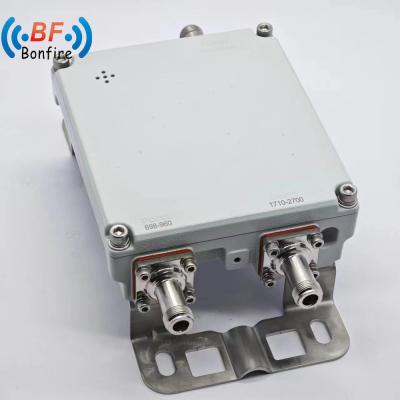 中国 DCS 1800/UMTS 2100 Aisg 互換性のある200Wダイレクトトリプレクサー RF ディプレクサー コンビナー 販売のため