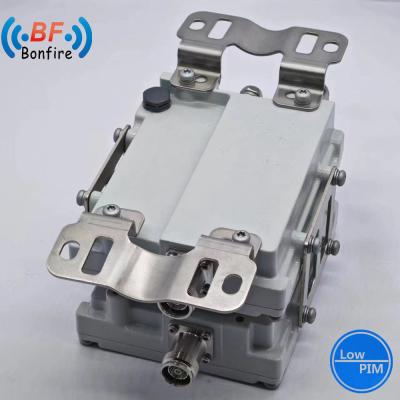 Cina 4.3-10 connettore triplessore RF diplessore combinatore per telecomunicazioni 698-960 MHz 1920-2170 MHz in vendita