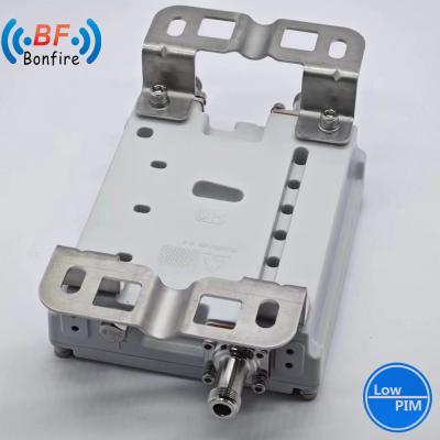 China 4.3-10f DIN-F IP67 Low Pim -150dbc Triplexer RF Duplexer Dual Band Combiner voor toepassingen Te koop